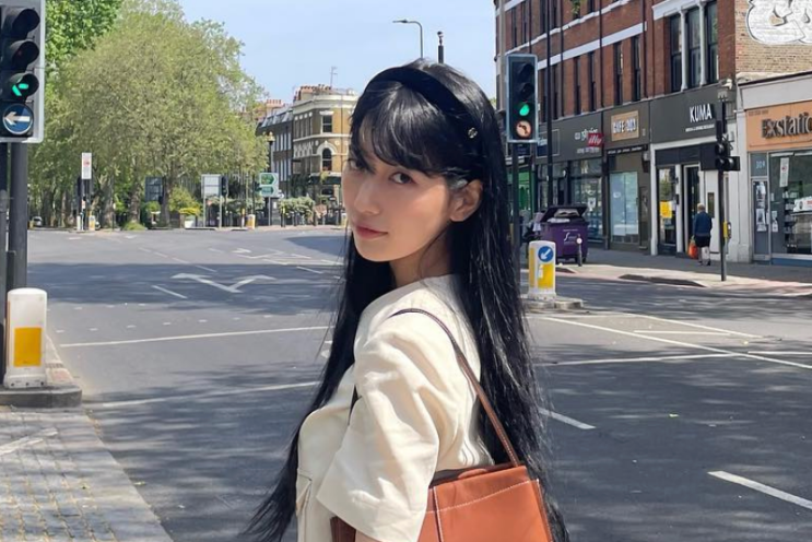 수지 유럽 유행중인 부츠컷 데님팬츠 어디꺼? : 네이버 블로그