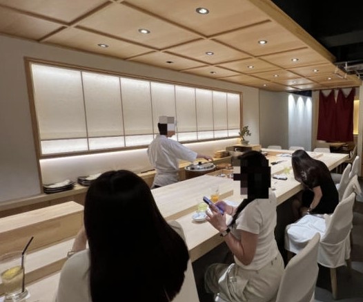 청담동 오마카세 매출 떡락 : 네이버 블로그