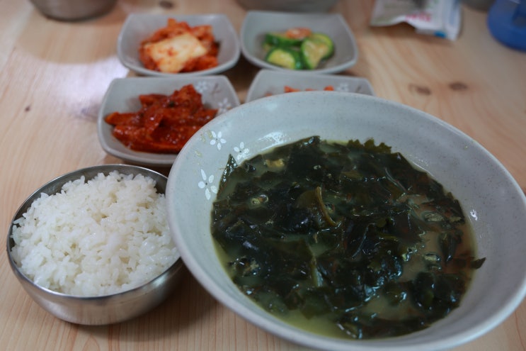 서귀포 남원밥집 뙤미식당 보말미역국과 비빔밥으로 아침을 든든하게 네이버 블로그