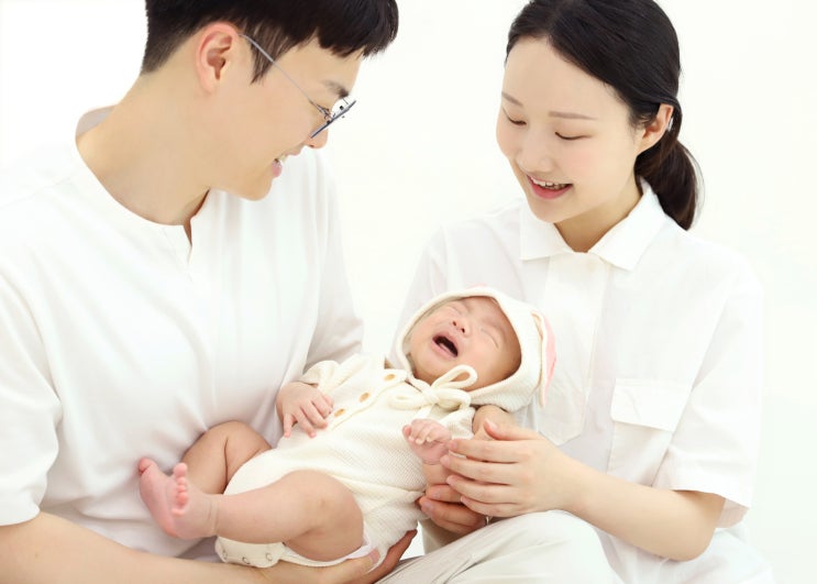 대전 둔산동가족사진 토끼같이 사랑스러운 아기와 함께 구도 스튜디오에서 기록하는 소중한 추억 가족 사진 네이버 블로그