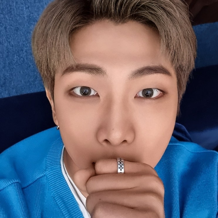 방탄소년단 RM Samsung Indigo 400M : 네이버 블로그