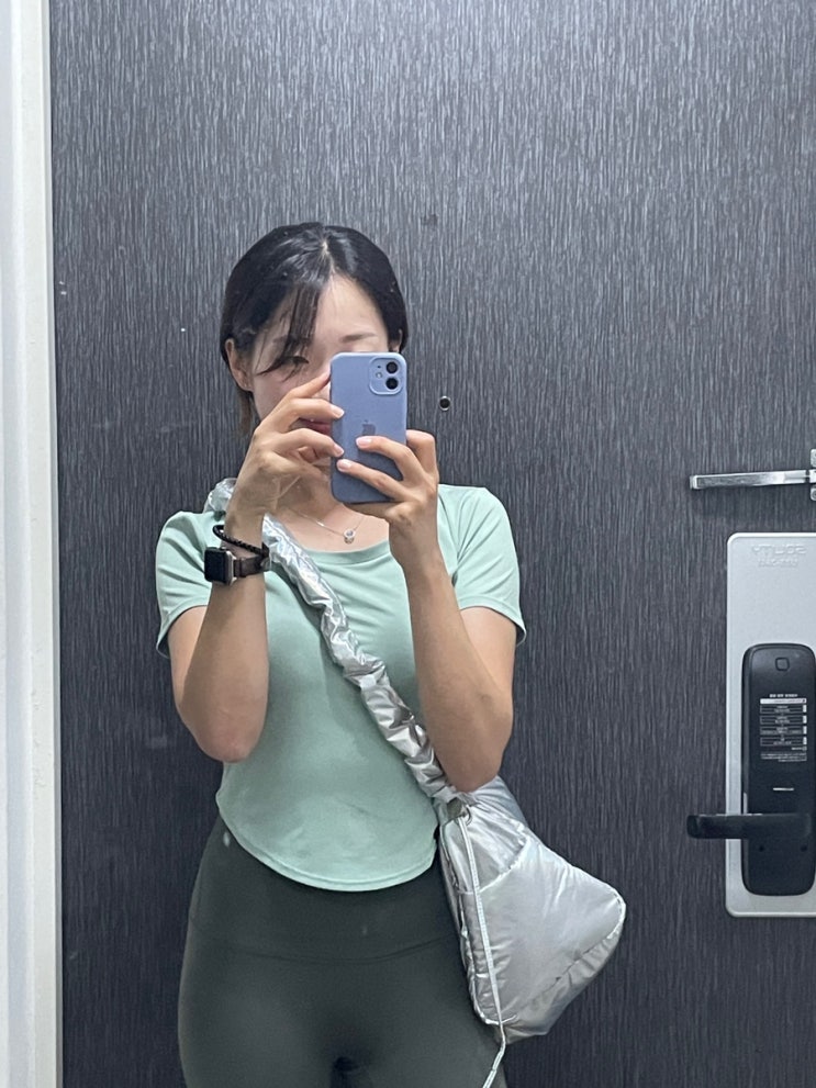 [23FW] 칼린 러스백 M 실버 사봤다! (Carlyn) : 네이버 블로그