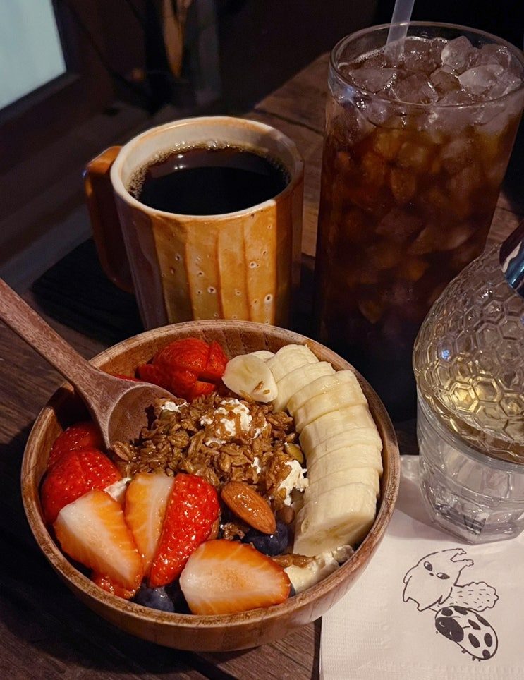 그릭요거트가 맛있는 지브리감성 삼각지역카페 도토리 용리단길 산책테디뵈르하우스 네이버 블로그