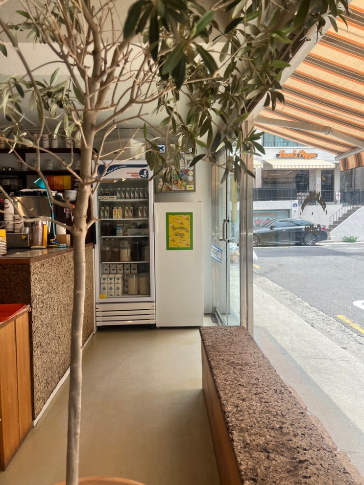 [삼각지/용산] Nakhasan Coffee 낙하산 커피 : 네이버 블로그