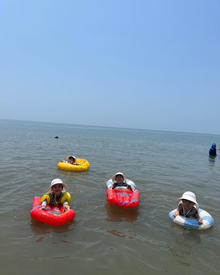 아이와 가볼만한곳 왕산해수욕장 물놀이부터 갯벌체험까지 🏖 네이버 블로그