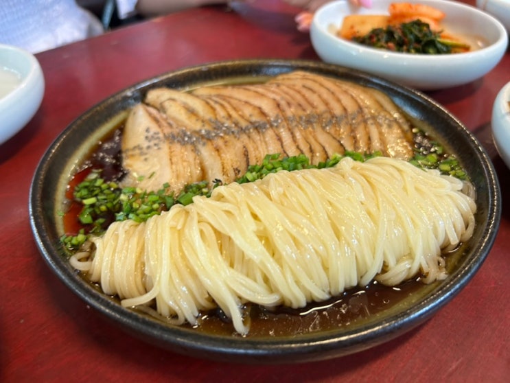 맛집추천 수영구 돼지국밥맛집 약간 힙한 감성 돼지국밥 먹고싶을땐 엄용백 돼지국밥 메뉴 및 후기 네이버 블로그