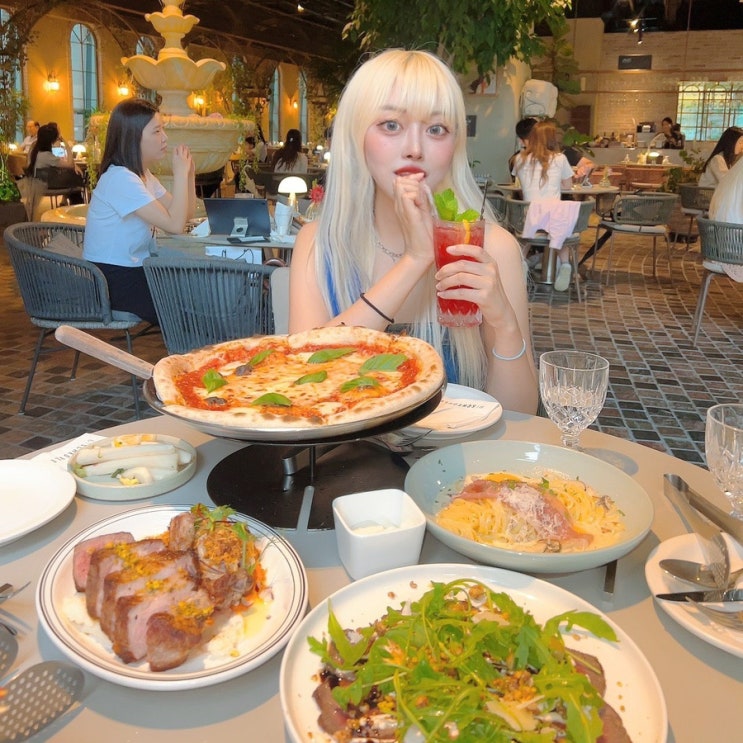 서울숲맛집 성수 스케줄 인스타 감성 브런치 추천 유럽 느낌 낭낭한 분위기 좋은 레스토랑 스테이크 파스타 피자 맛집