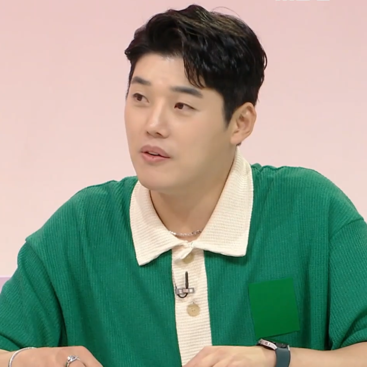 로이나인[권혁수]-MBC 구해줘 홈즈 그린 오버핏 카라 반팔 니트 패션 : 네이버 블로그