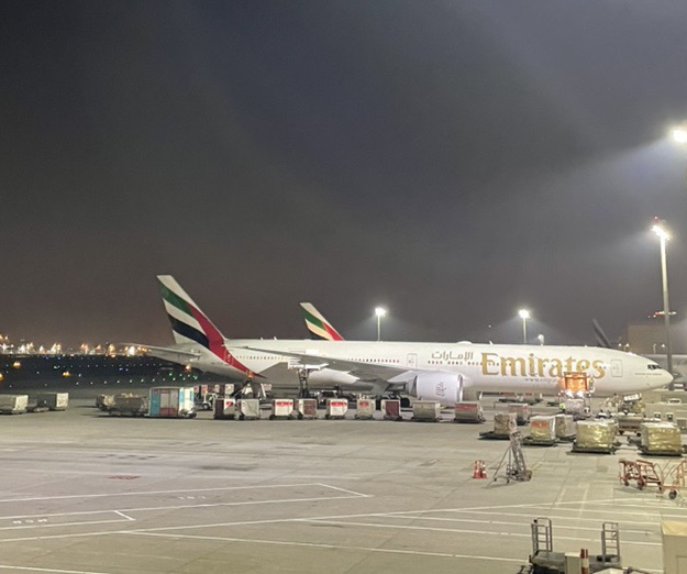 에미레이트 항공 EK323 이코노미 좌석 추천/기내식 : 네이버 블로그