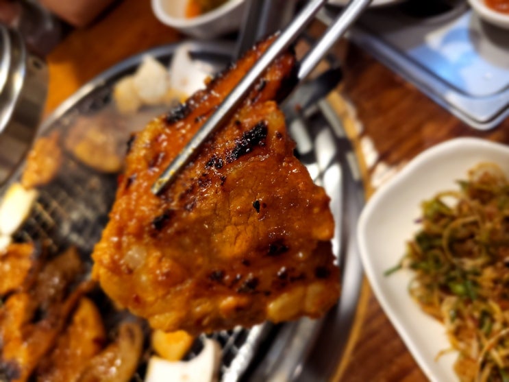 강원도 홍천 대표 맛집 추천 양지말 화로구이 고추장 화로구이 간장 화로구이 양송이 더덕구이 메밀막국수단체석 완비
