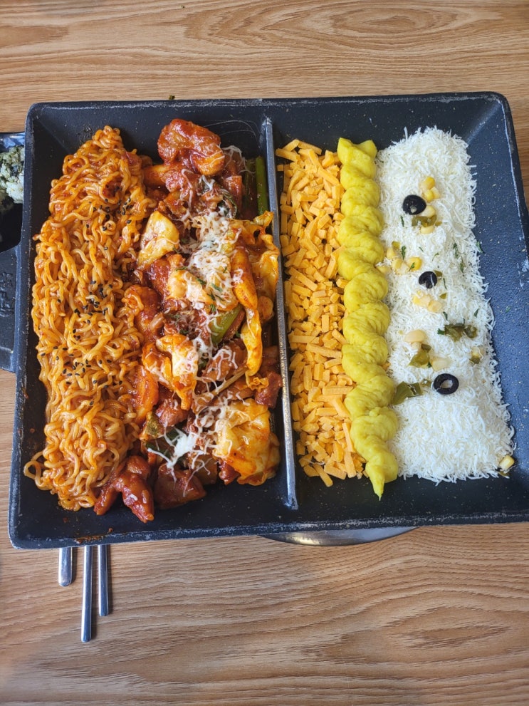 서면역맛집 가성비좋은 서면 치즈닭갈비맛집 헬로팬 네이버 블로그