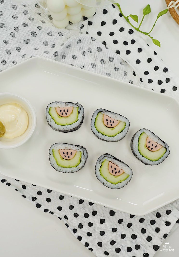 수박모양 김밥 만들기 캐릭터 도시락 오이김밥 맛있게 싸는 법 네이버 블로그