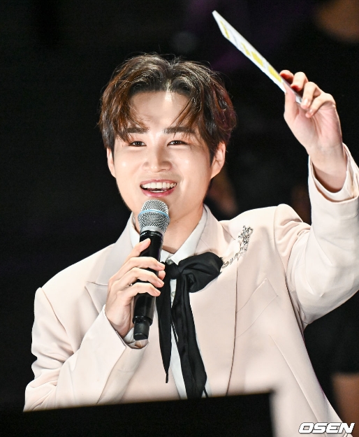 김희재 엠씨 더트롯쇼 1위 짠짠짠 감동이어라 : 네이버 블로그