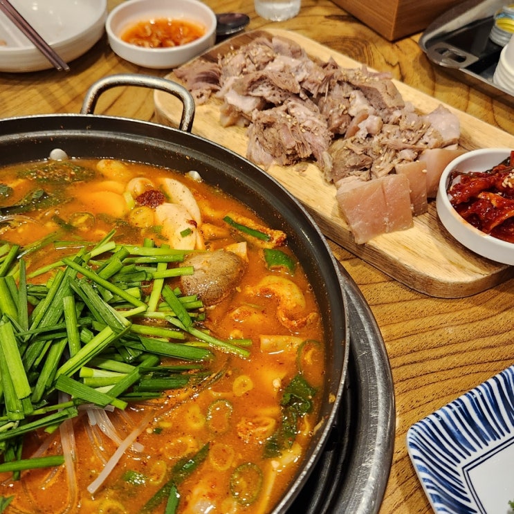 영등포구청 구석집 돔베고기 맛집 영등포 맛집 소곱창전골 웨이팅 있지만 모임장소 추천하는 곳 네이버 블로그