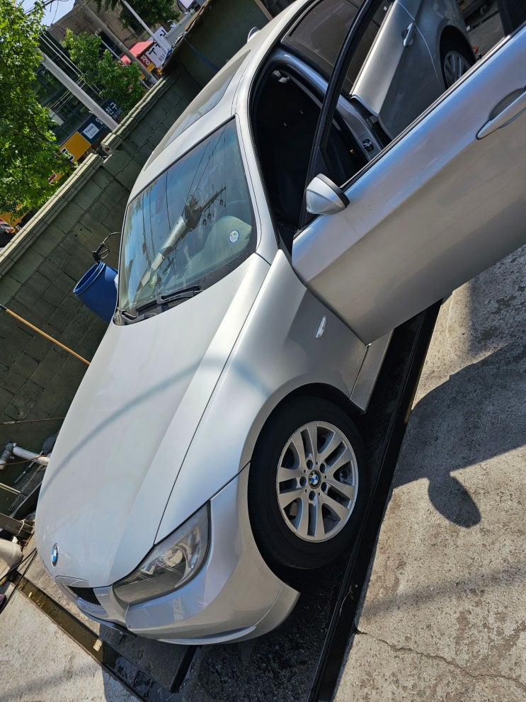 Bmw E90 3시리즈 파워스티어링 핸들 경고등 체크등 핸들무거움 고장 수리교체교환 기가모터스 네이버 블로그