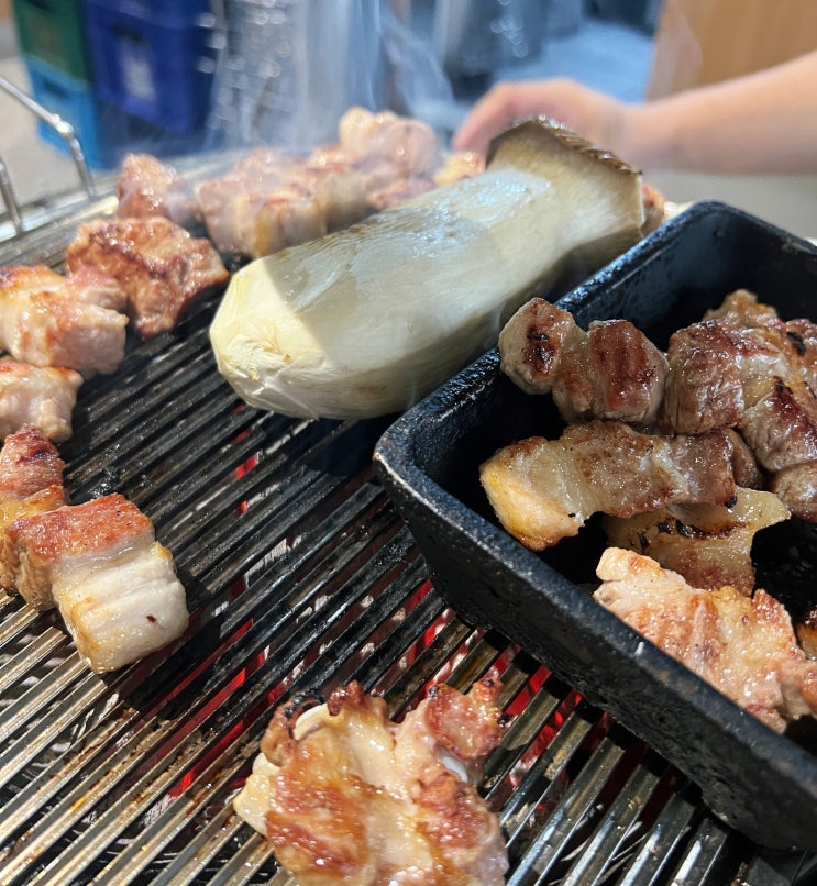 서대문역맛집삼겹살 고기에 대한 자부심 직접 구워주는 서대문역 돼지고기 구이 맛집 표현식당 네이버 블로그