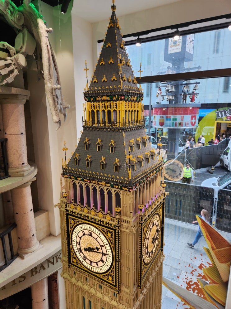 [영국-런던] 간단히 구경하기 좋은, M&M 및 레고스토어(영국런던 자유여행) : 네이버 블로그