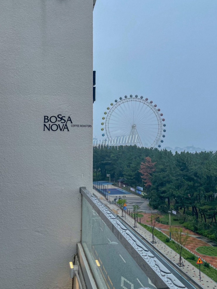 [강원도/속초] 속초아이대관람차가 보이는 카페 - ‘BOSSA NOVA COFFEE ROASTERS’ : 네이버 블로그
