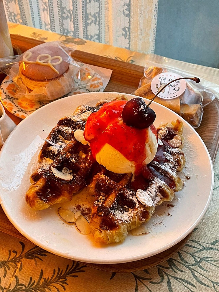 신림 카페 카페 달다어요 조용하고 분위기 좋은 신림동 디저트 맛집 찐추천 후기feat 수수라떼 수제딸기라떼 아이스