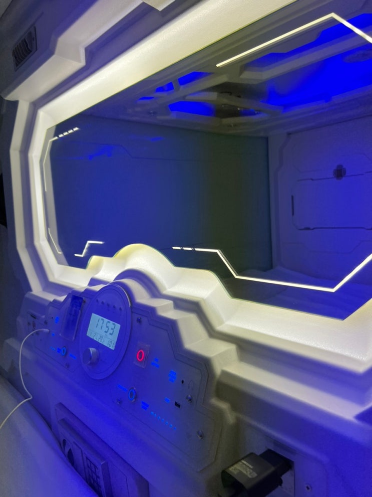 [세부보홀 자유여행] 세부 막탄 공항 근처 택시 5분, 첫날 0.5박 숙소, 마사지샵 말고 캡슐호텔 BMAX SPACEPODS ...