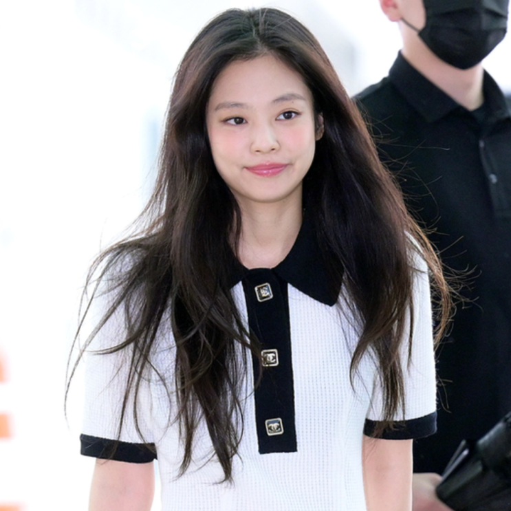 블랙핑크 제니 공항패션으로 보는 2023 패션트렌드 올드머니룩 Ft샤넬 원피스 네이버 블로그