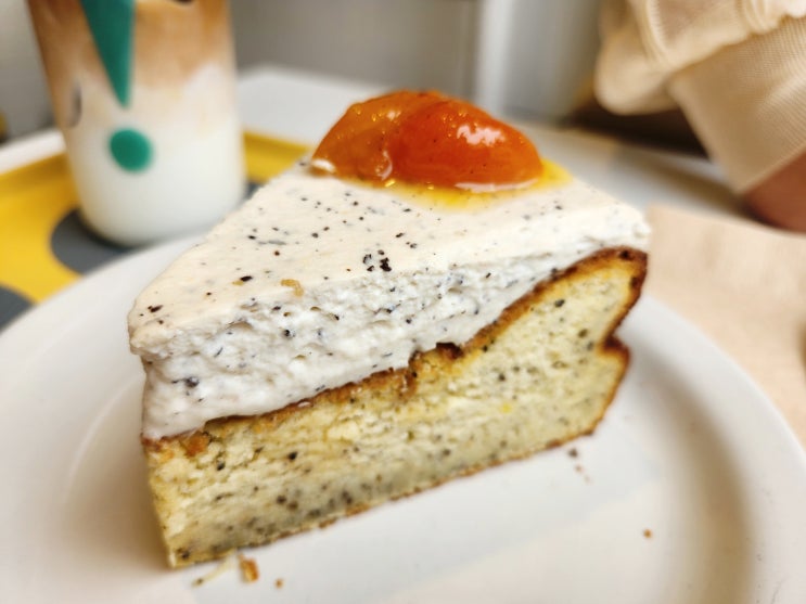 [용산카페] 케이크 맛집 ! 스톡드 (STOKED) : 네이버 블로그