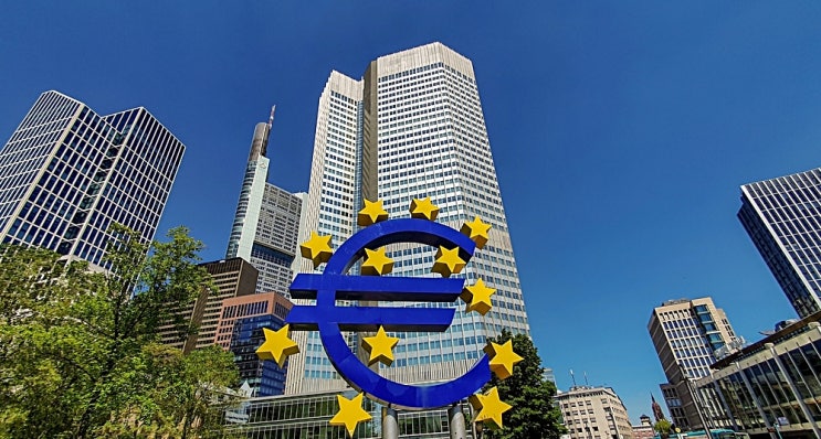 ECB 매파 위원들의 달라진 유로존 기준금리인상 전망 : 네이버 블로그