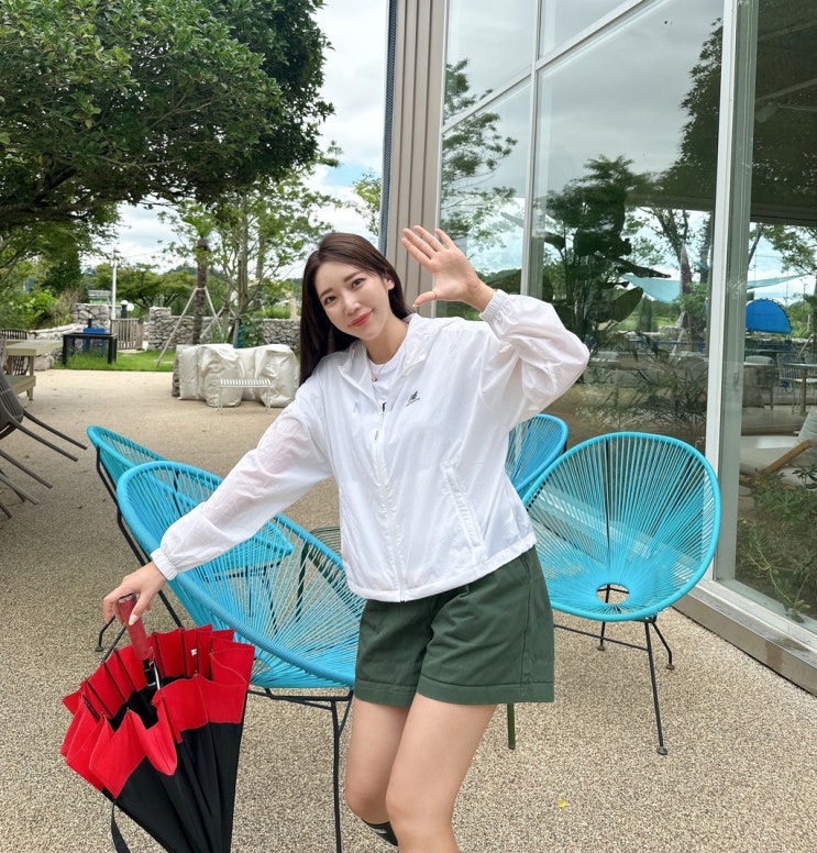 장마패션 뉴발란스 우먼스 반팔티 And 초경량자켓 Y2k 레인부츠 코디 완성 네이버 블로그
