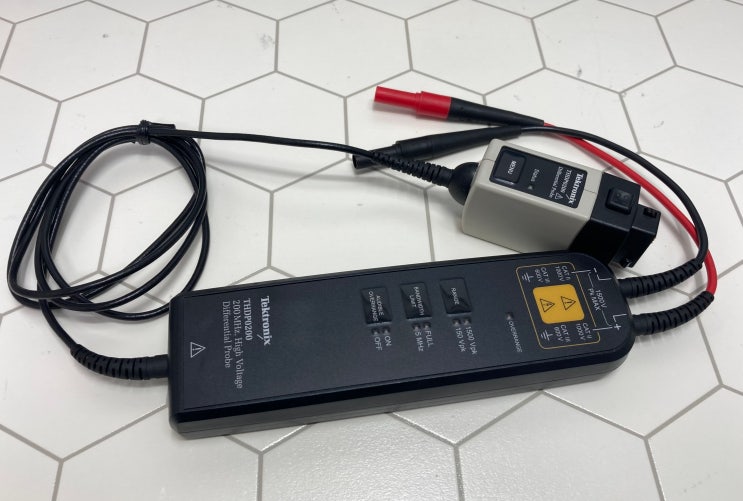 중고계측기판매 Tektronix/텍트로닉스 THDP0200[1500V, 200MHz] 고전압 차동 프로브 High Voltage ...