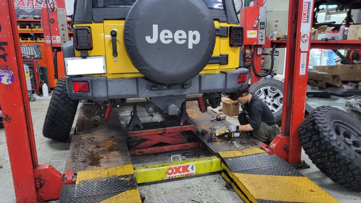 Jeep지프랭글러 루비콘JK 2도어 브레이크패드교환_전륜세트,후륜세트, (주)오엑스케이 031-336-5880 www.oxk ...