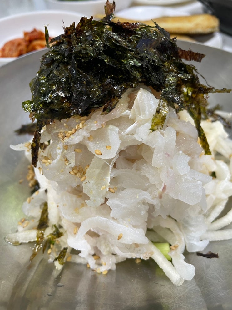 포항 현지인 추천 여남동 고추장 물회맛집 자연산 물회 태화횟집 Feat 해상 스카이워크 맛집 산더미 같은 회의 양에 치인다