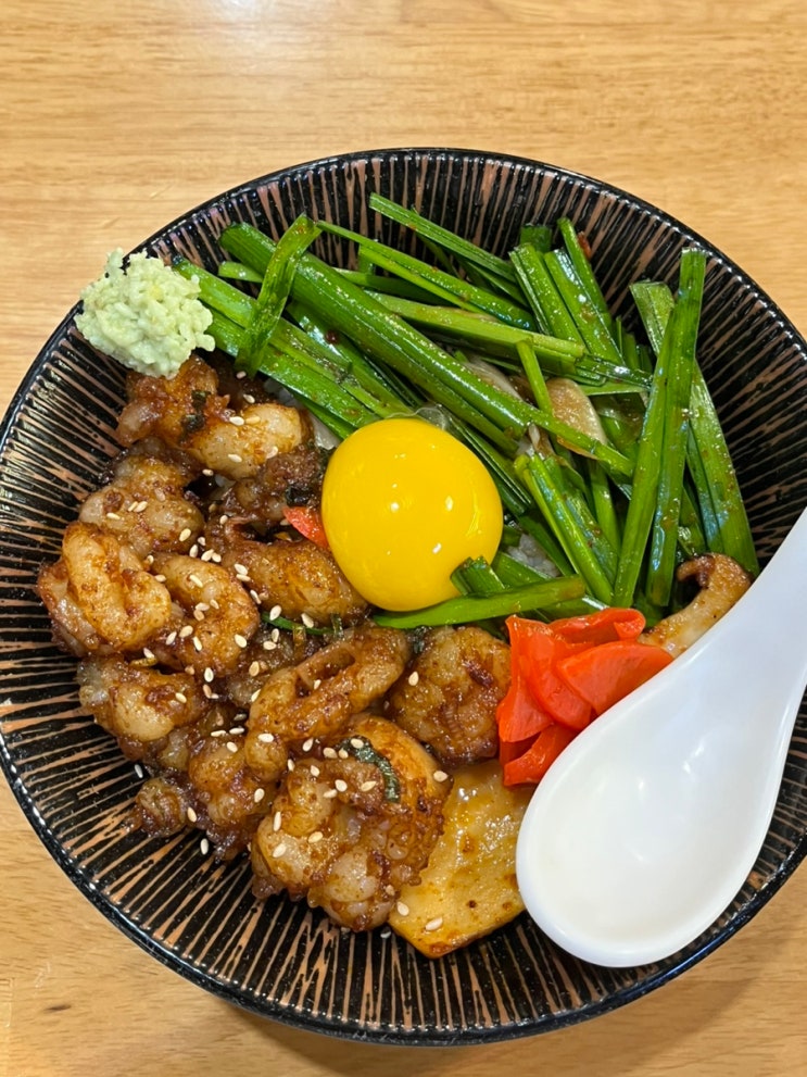 [부산맛집] 서면삼정타워 맛집 ‘면작’ 한우대창덮밥 후기 : 네이버 블로그