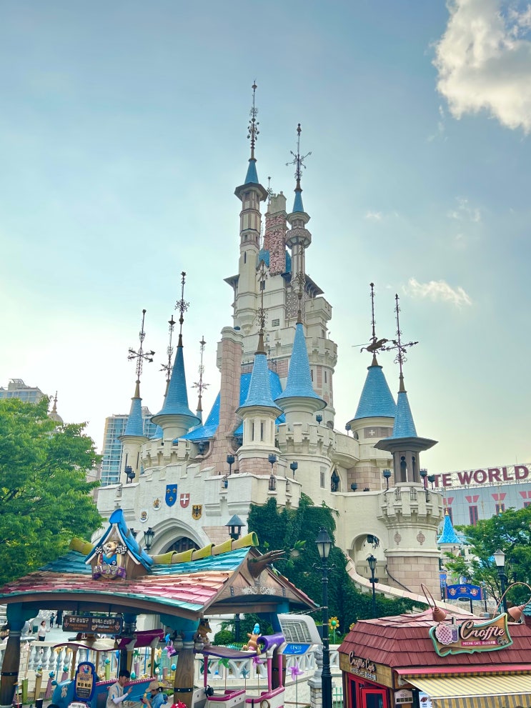 [롯데월드🎠]_feat.Off인자들 : 네이버 블로그