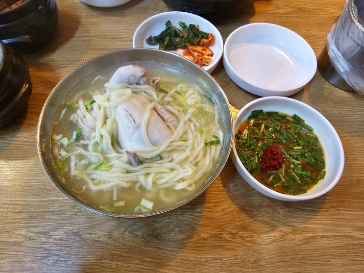 서울 송파 닭한마리가 통째로 들어있는 석촌역 동네 맛집 이랑칼국수 네이버 블로그