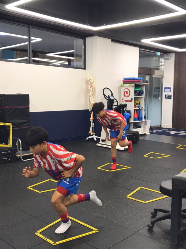 부산재활동아대학교 유소년 엘리트 축구팀 Fc Mj 그룹 기능성 트레이닝 진행 유소년축구선수민첩성순발력근지구력근력
