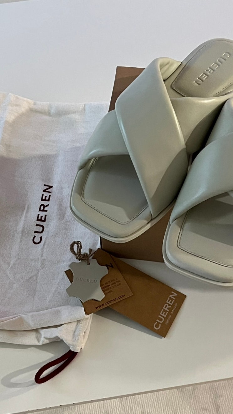cueren eze01. slide white | 쿠에른 에즈 01. 사이즈 꿀팁 / 화이트 착샷 : 네이버 블로그
