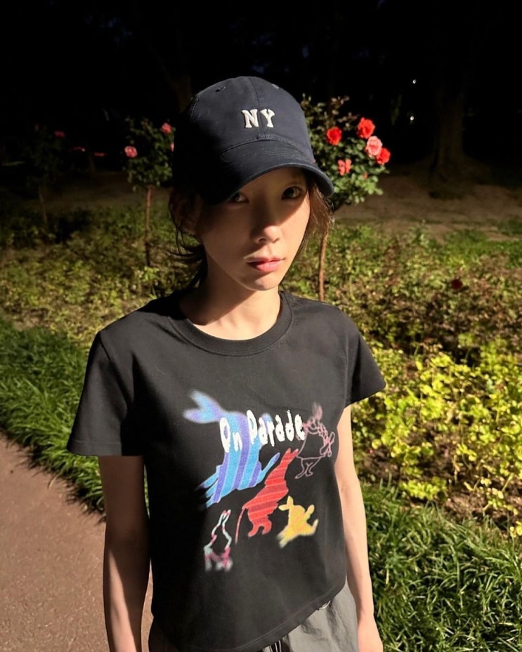 소녀시대 태연 인스타그램 사복 패션 코디 여름모자는 이벳필드 볼캡 네이버 블로그