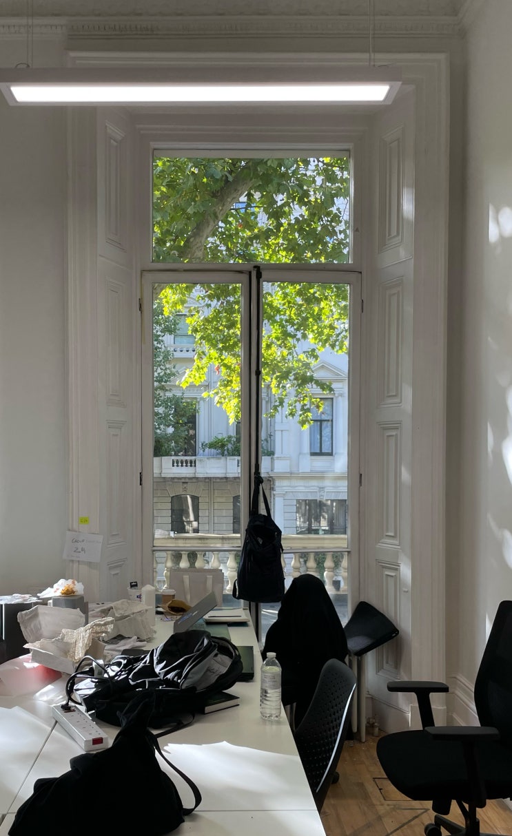 [designers from] #1 런던, 서사가 흐르는 공간을 디자인하는, 이유진 ② : 네이버 블로그