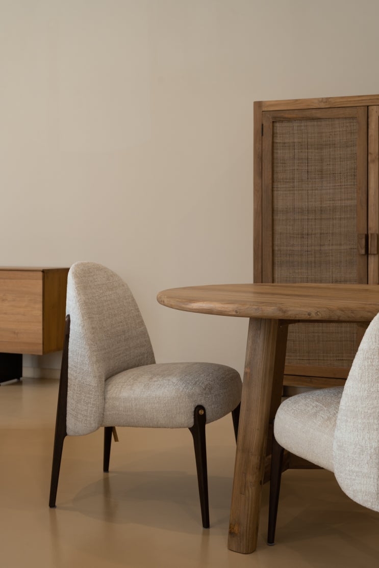 D8(DISTRICT EIGHT) 에임즈 다이닝 체어 [포항가구추천 작은언니네가구점] : 네이버 블로그