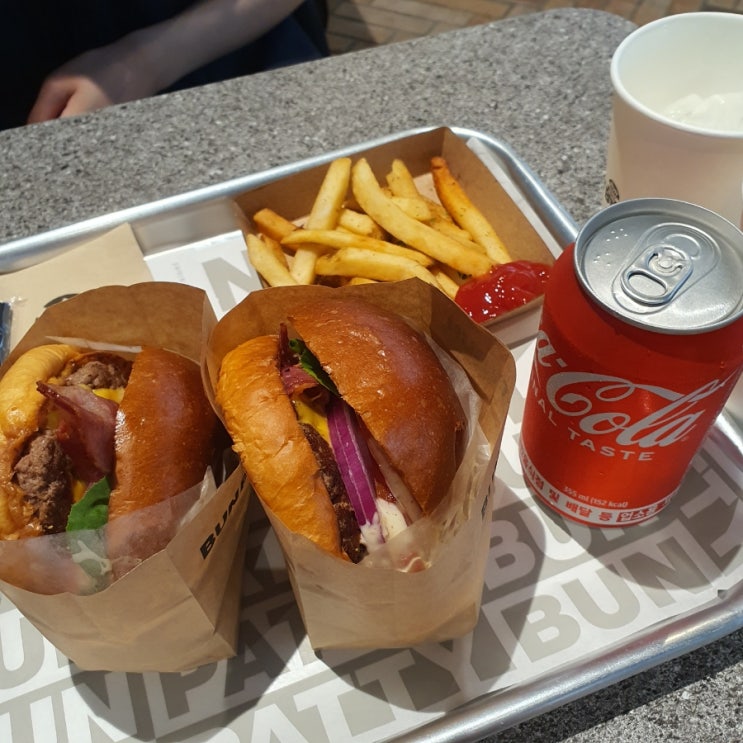 더현대서울 맛집 수제 소고기 패티가 맛있는 번패티번 더현대서울 네이버 블로그