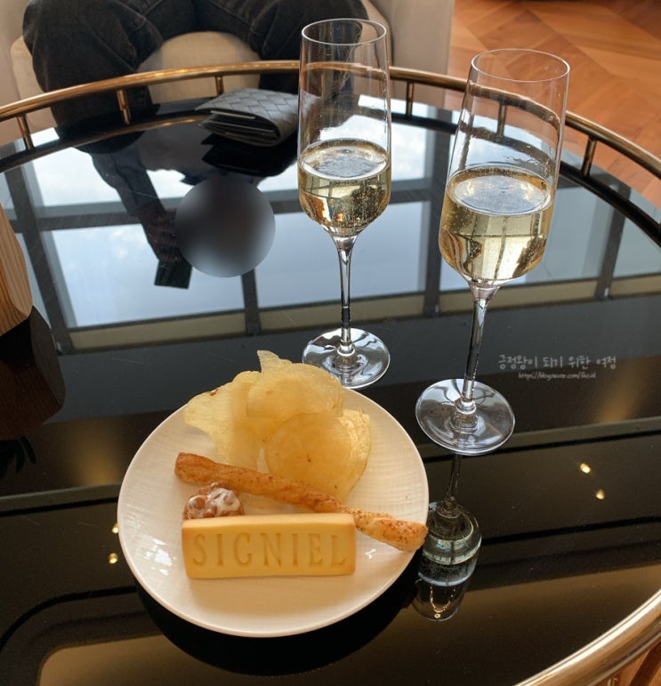 시그니엘 서울 라운지 79층 살롱 드 시그니엘에서 샴페인 : 네이버 블로그