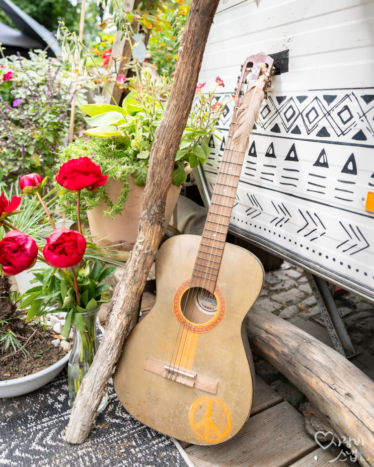 감성 터지는 프라하 야외 카페 코코밴 Cocovan by 석영작가 : 네이버 블로그