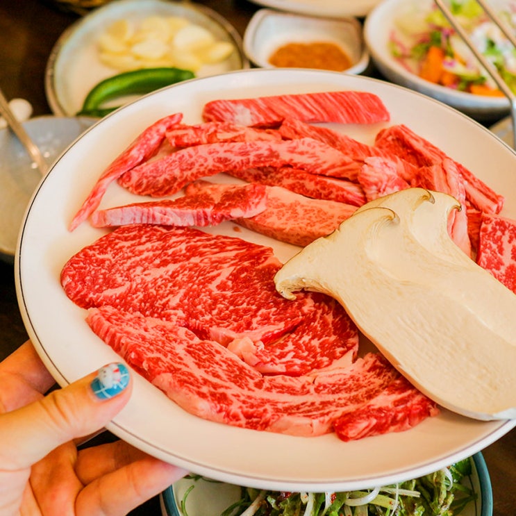 부산 기장 철마 한우 맛집 철마한우 산마루 소고기 육회 반찬 다 맛있어 네이버 블로그