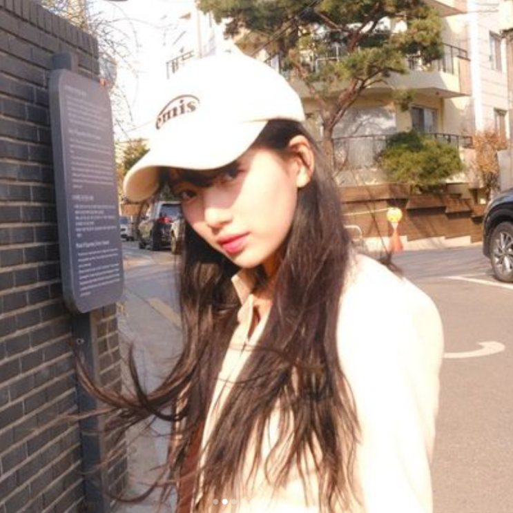이미스 모자 종류 Emis 여자 연예인 볼캡 브랜드 추천 지수 이현이 수지 사복 네이버 블로그