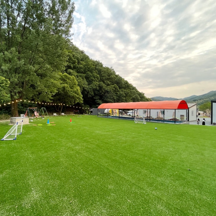 충남 공주 캠핑장 캠프달링 글램핑 프리미엄캠핑이 있는 아이랑 가기좋은 키즈 캠핑장 기어존 라온제나 면돔텐트 전용 풀플라이 레인