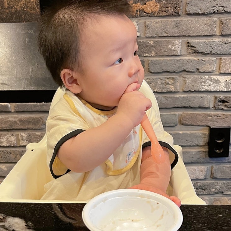9개월아기와 외출할 때 배냇밀 시판이유식과 함께하기전자레인지 사용 가능 용기 네이버 블로그