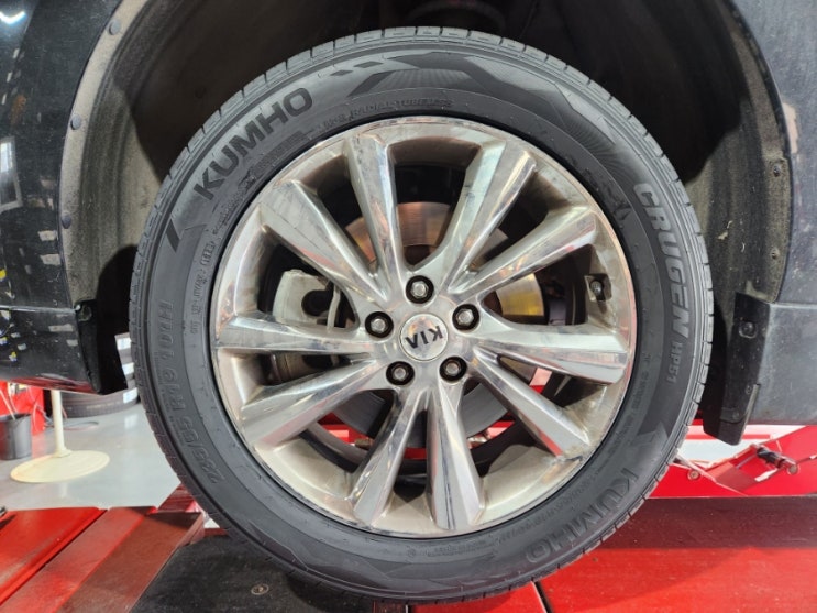 카니발 금호타이어 235 55 19 크루젠HP51 저렴하게 교체 : 네이버 블로그