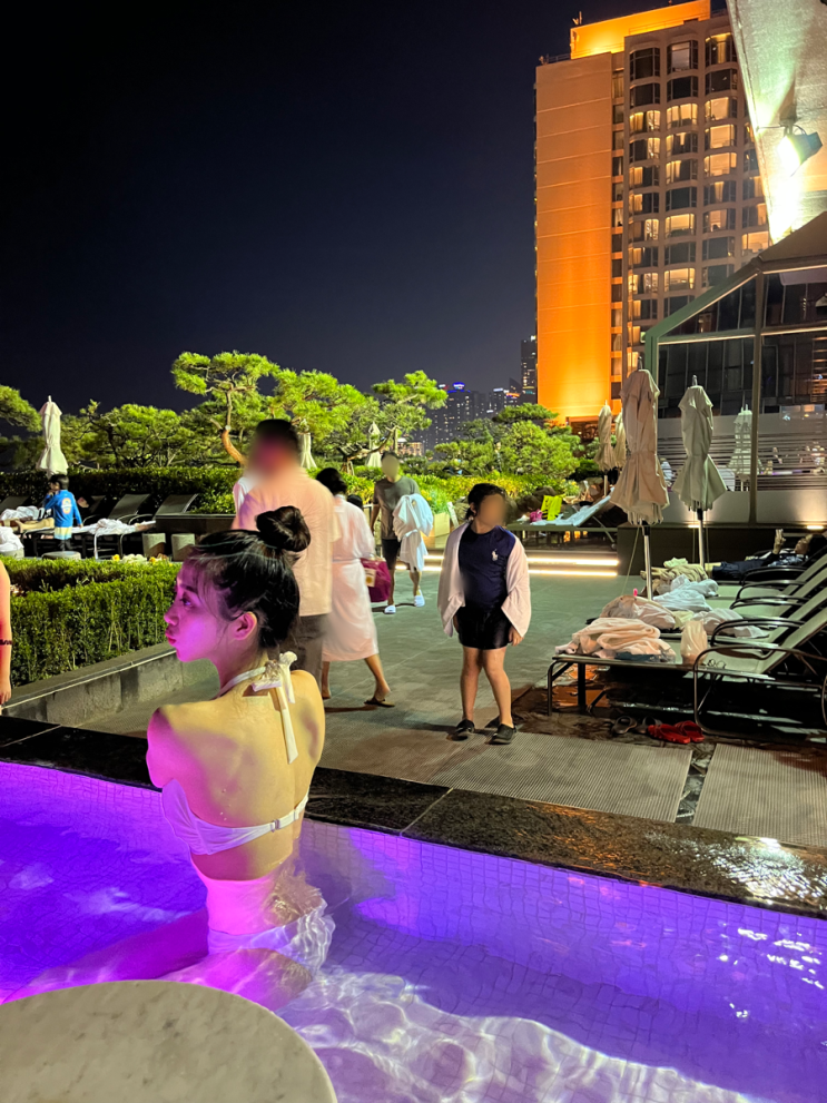 파라다이스호텔 부산 씨메르 밤에 이쁜 야외온천 : 네이버 블로그