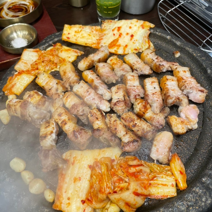수원 망포역 맛집 삼겹식당 망포점 I 깔끔한 매장과 맛도 좋고 가격까지 착한 찐 맛집 위치 메뉴판 음식 사진 솔직