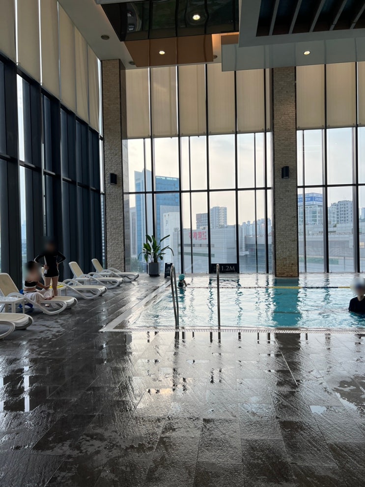 아기랑 호캉스 그랜드 머큐어 엠버서더 용산 부대시설 정리수영장 스카이멍파크 키즈라이브러리 네이버 블로그